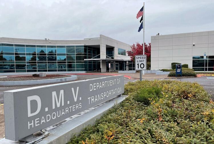 Kotek’s Push to Undo Her Own Transportation Law Runs Into Legal Red ...