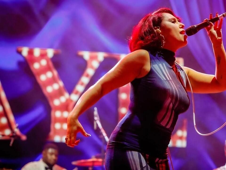 How you can get free tickets to see Raye this month