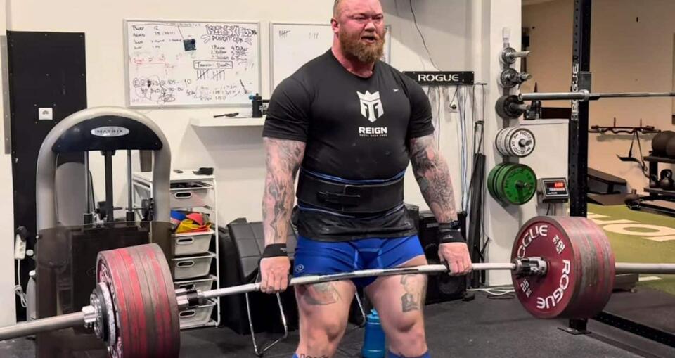 The 5 Strongest Men to Ever Walk the Earth - NewsBreak