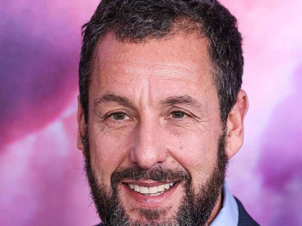 Adam Sandler Shows Off His 25-Lb Weight Loss After Revealing His ...