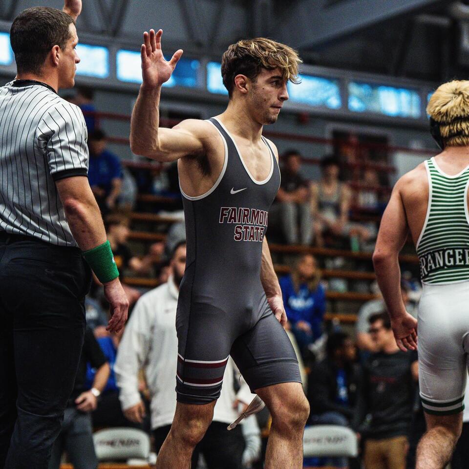 Fairmont Police honor Colton Stoneking's wrestling career - NewsBreak