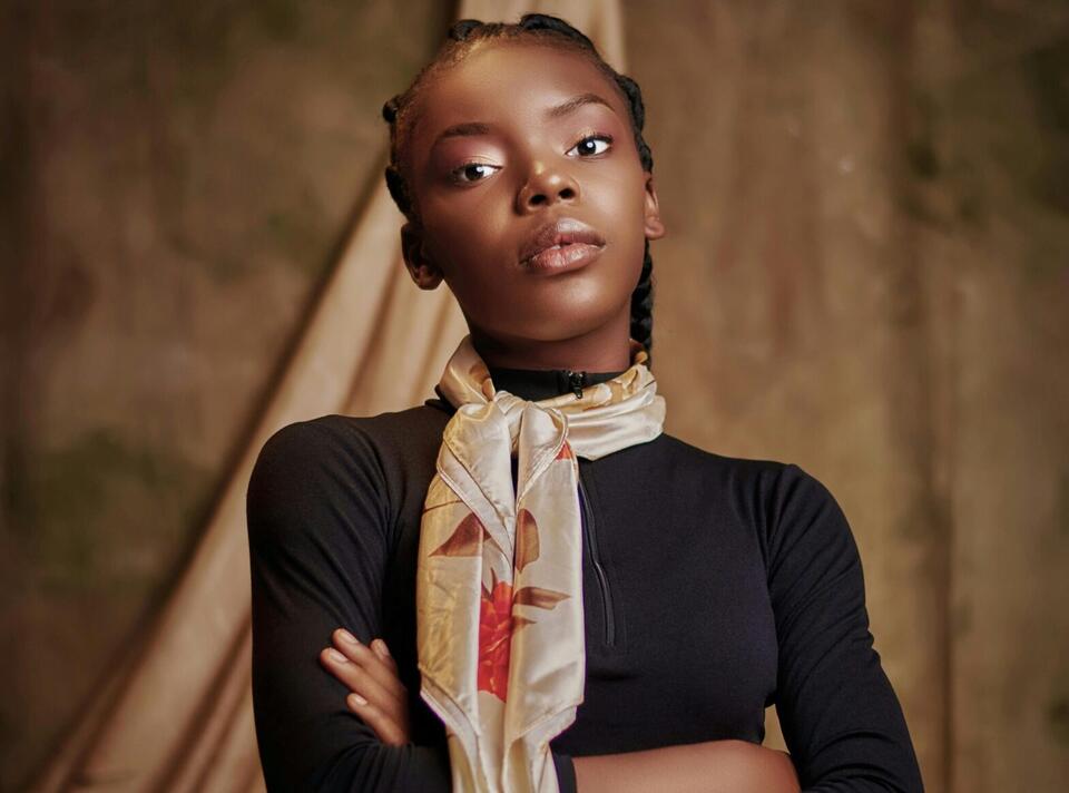 How Eldest Daughter Syndrome Impacts Oldest Siblings - NewsBreak