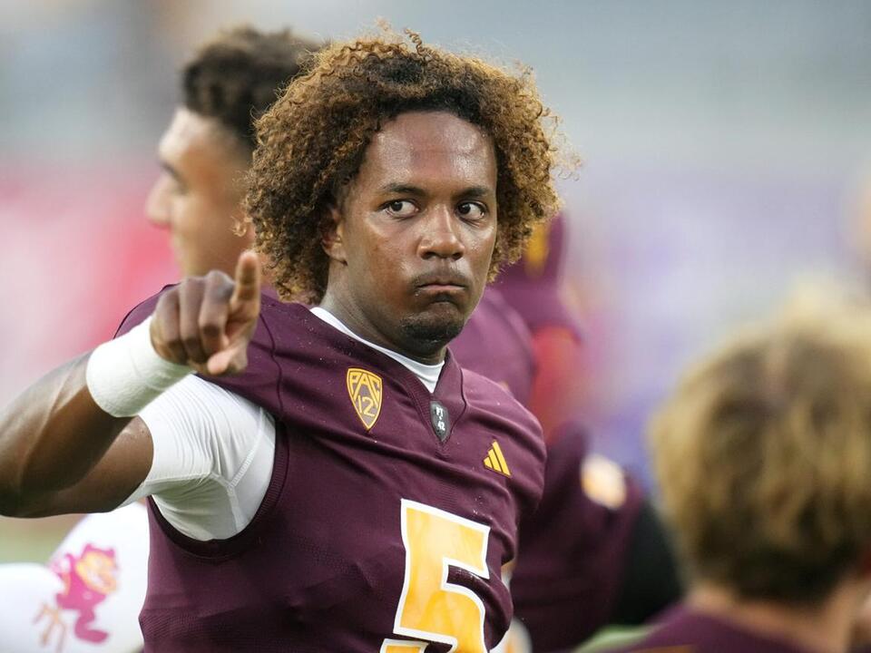 Georgia QB Sues Florida Coach, Boosters for Allegedly Agreeing to $13M ...