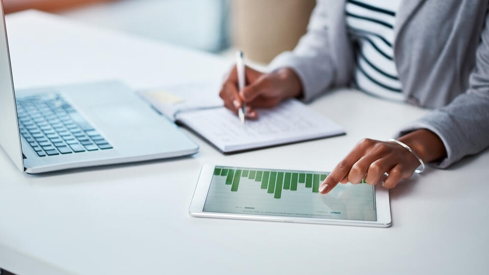 9 Steps for Making More Money in 2026, According to Codie Sanchez ...