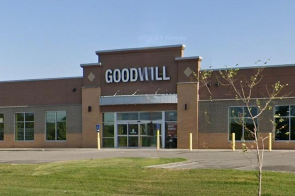 13 Items Goodwill Stores In Rochester, MN Will NOT Accept - NewsBreak