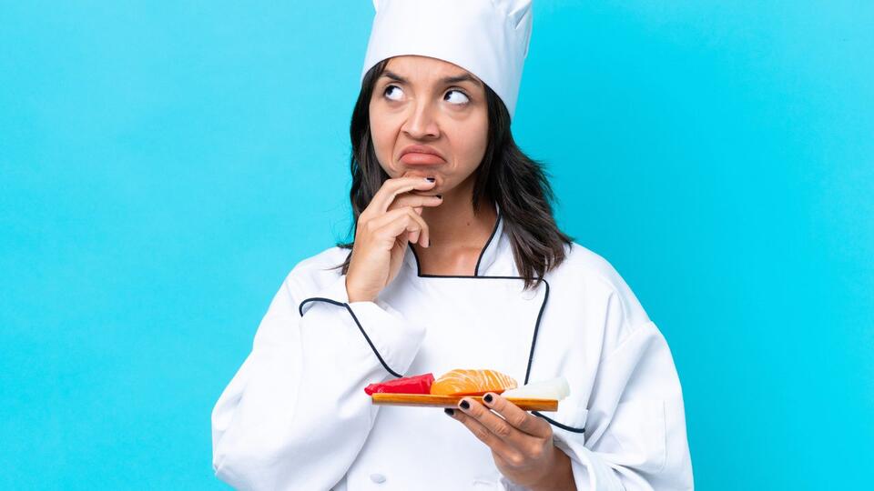 The 12 Menu Items That Restaurant Chefs Never Order - NewsBreak
