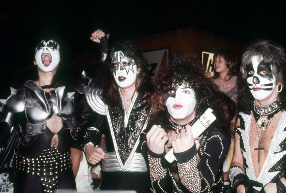 ‘70s Classic Rock Legend Celebrates 80th Birthday With First Solo Album ...