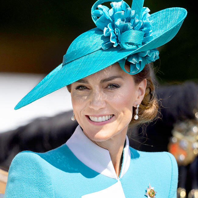 Kate Middleton Recreates Princess Diana's 1988 Blue Outfit In A Chic ...