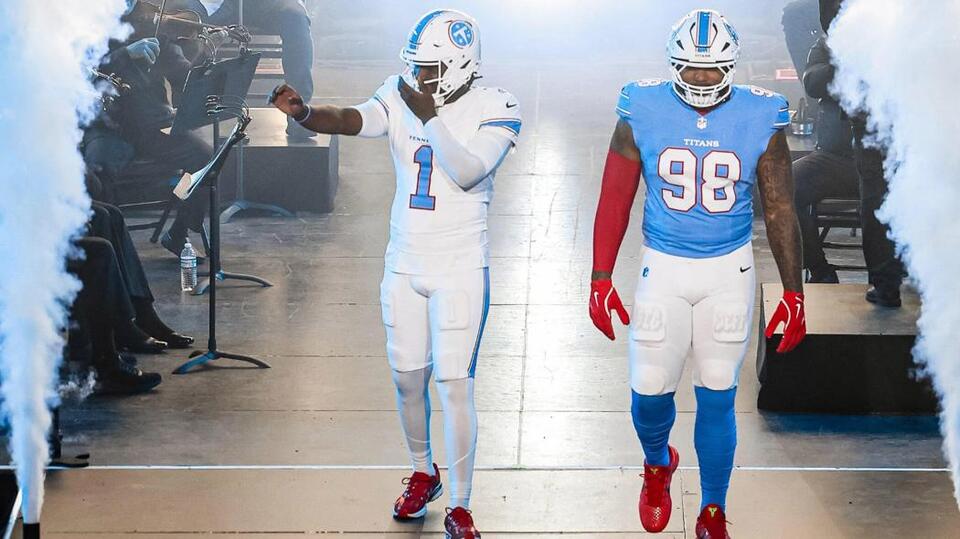 Titans unveil new uniforms that pay homage to Oilers: Five things to ...