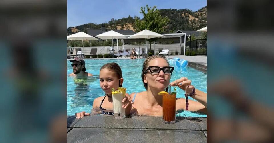 Kate Hudson, 46, Shows Off Ripped Abs With Daughter Rani After Festival ...