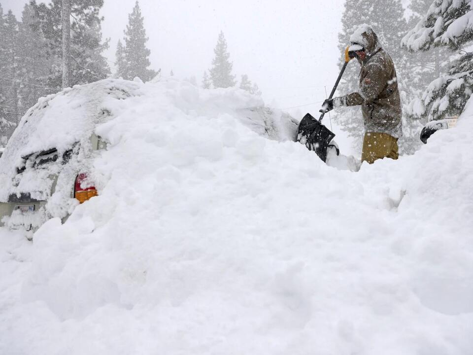 Key Northern California highway closed as snow continues to fall in the ...