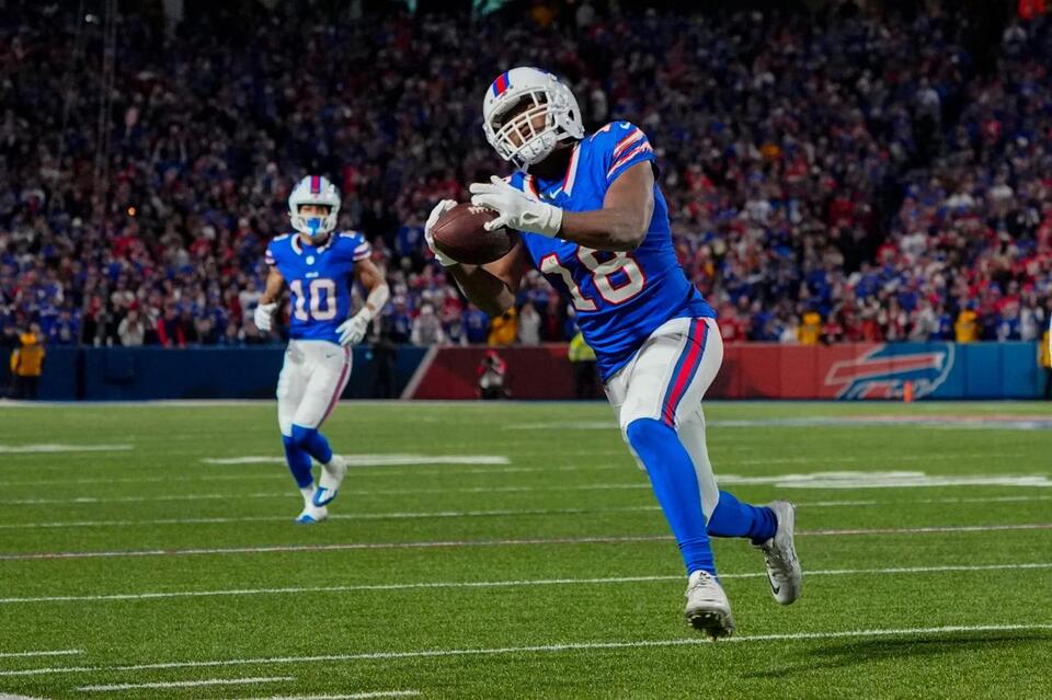 5-Time Pro Bowler Stuns NFL With Shocking Retirement Announcement Days ...