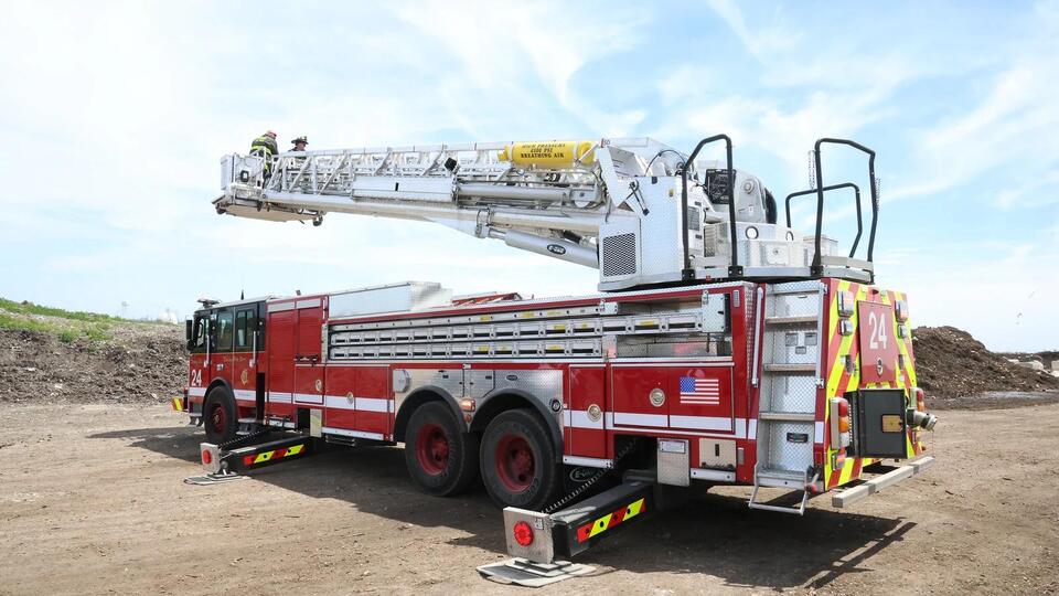 Chicago (IL) Fire Department Announces Apparatus Purchase Through Fire ...