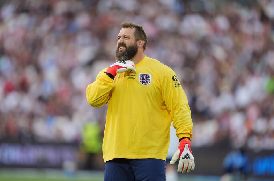 Soccer Aid 2026 LIVE: England vs World XI score, match stream and ...