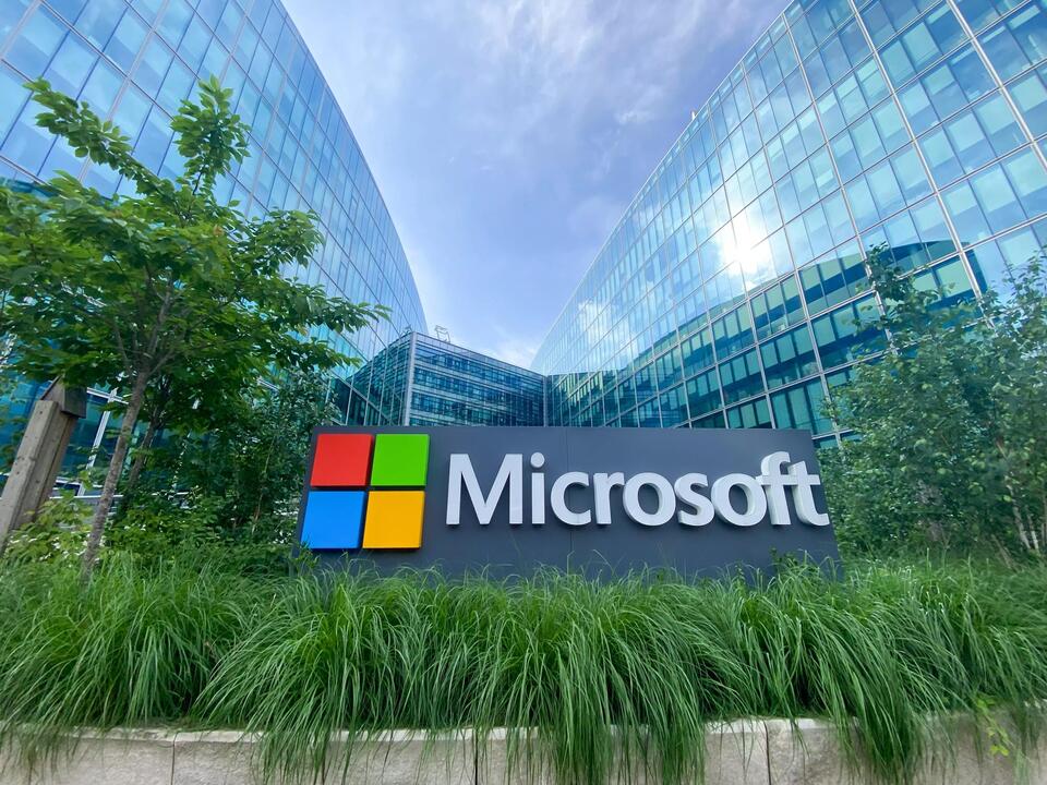 Microsoft Says It's Fixed Outage - NewsBreak