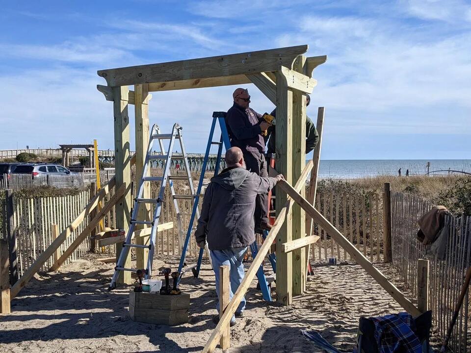 Eagle Scout Troop builds new beach swing for Myrtle Beach State Park