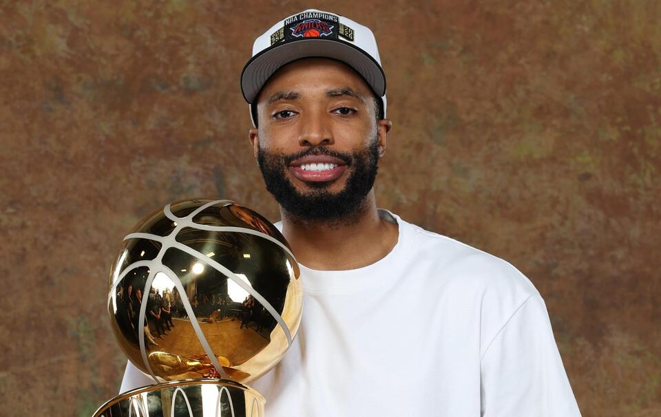 All the Wild Things Mikal Bridges Said on IG Live After Winning the NBA ...