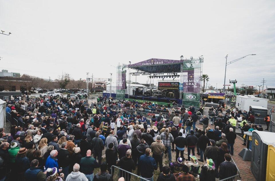 Lady A, Gin Blossoms Headline Family Gras 2026 - NewsBreak