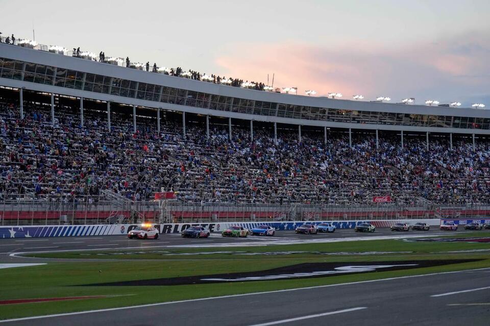 NASCAR Weekend Schedule Charlotte: Practice, Qualifying Time and Track ...