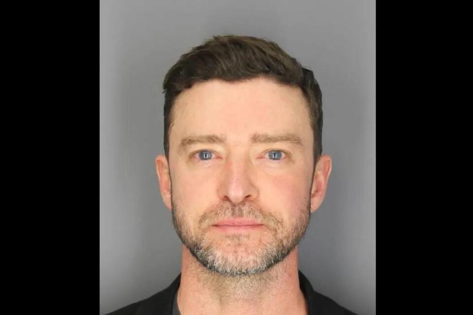 Ricky Gervais Trolls Justin Timberlake After His DWI Arrest: “Did You ...