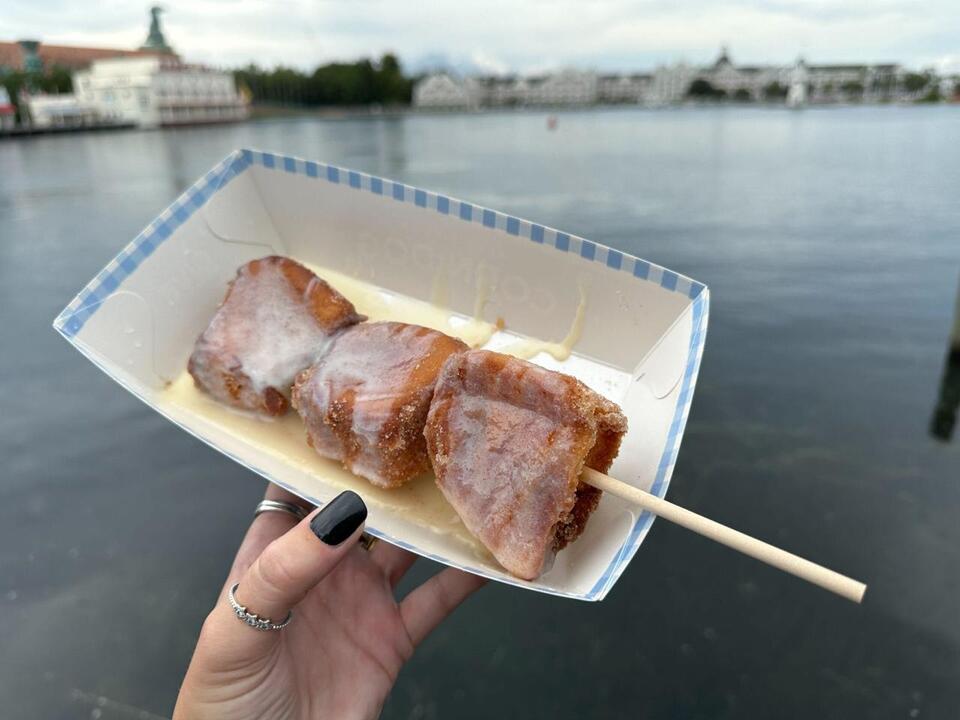 Fried King’s Hawaiian Rolls Return to Blue Ribbon Corn Dogs This Week ...