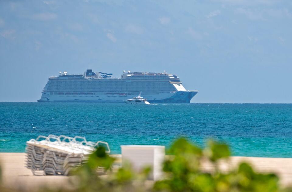 Cruise Ship Cancels Port Stop, Heads Home Early Due to a “Technical ...
