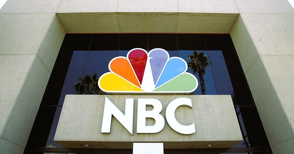 2 New Sitcoms Ordered at NBC, Jamie Lee Curtis & Jane Lynch Attached ...