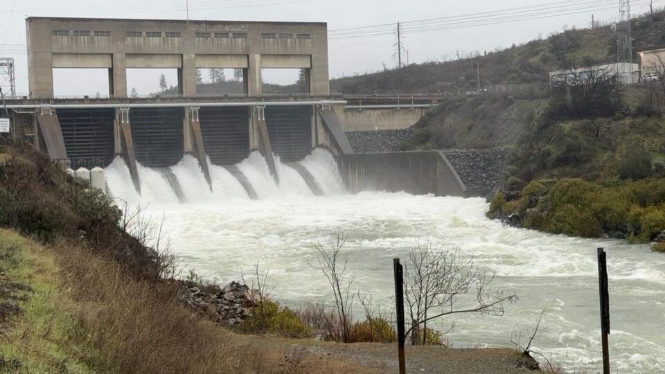 Redding residents brace for severe river flooding - NewsBreak