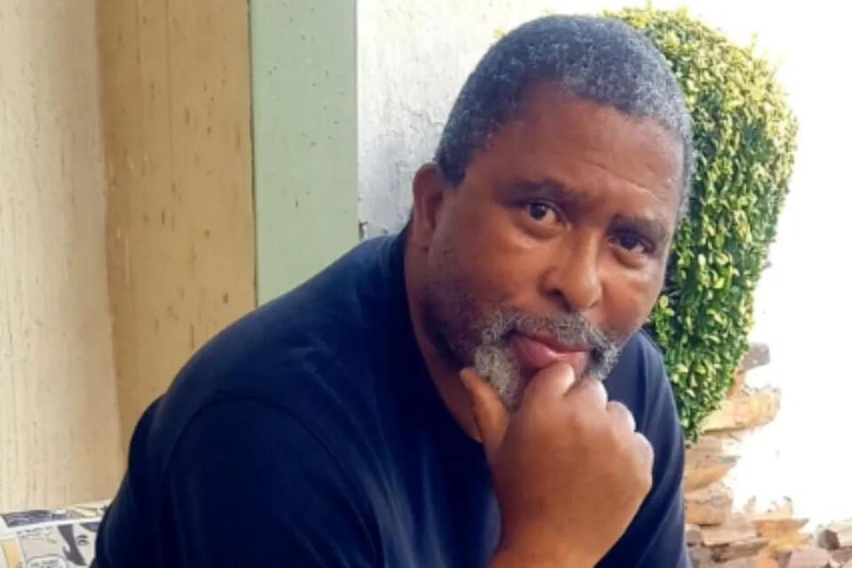 Celebrated Actor Sello Motloung Dead at 53 After Collapsing at Home ...