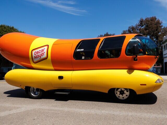 Oscar Mayer’s iconic ‘Wienermobile’ to make several stops in the Valley ...