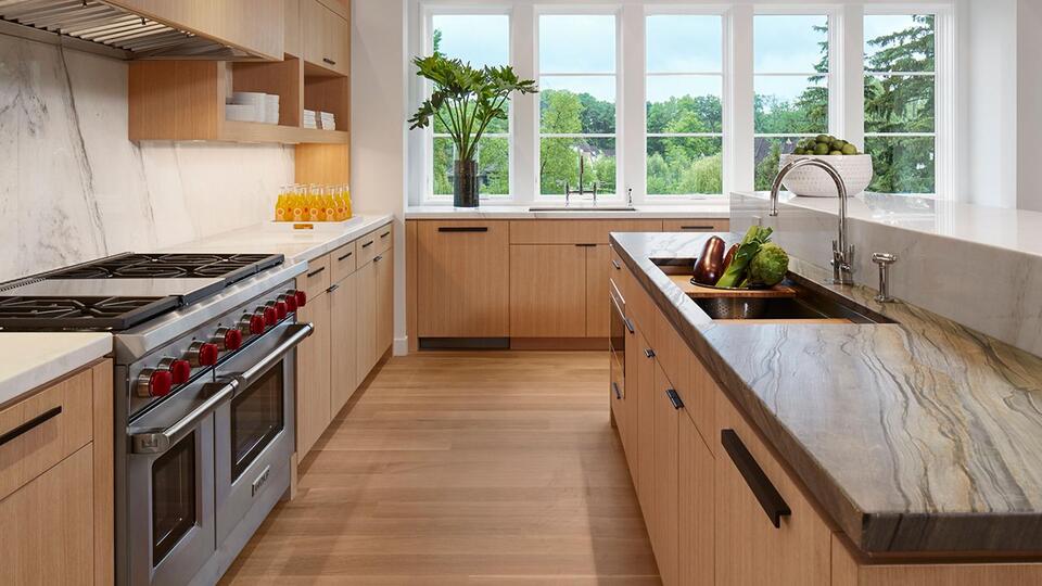 How Can I Make More Counter Space in My Small Kitchen? Expert-Approved ...