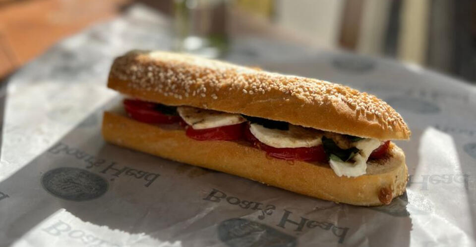 11 Hidden Delis That Define North Carolina Flavor - NewsBreak