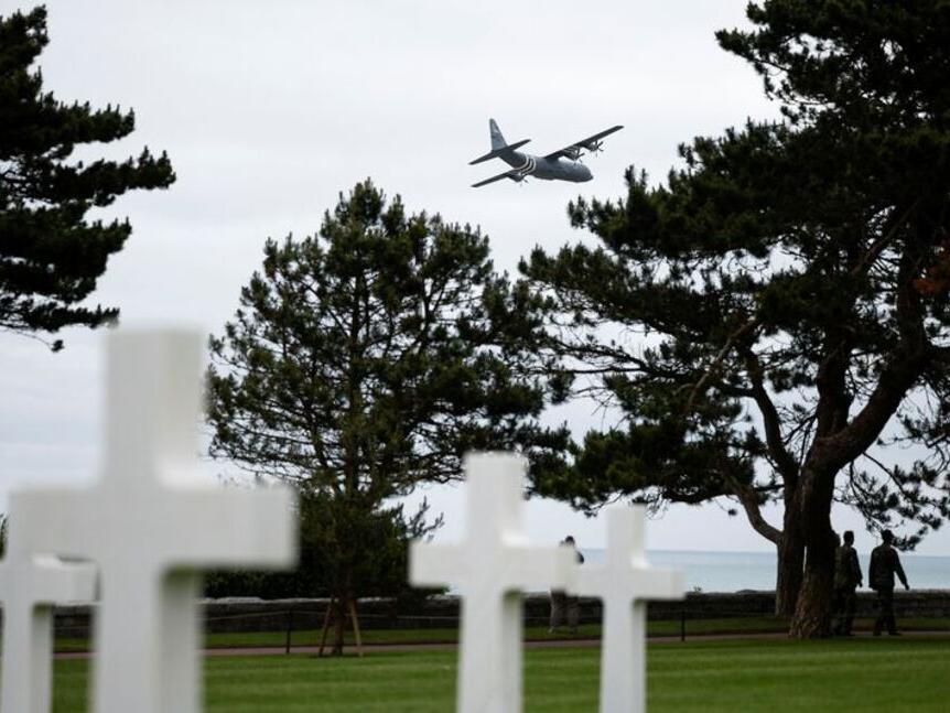 Factbox-Key Facts About the Allied Landings at Normandy on D-Day