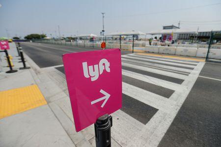 Lyft to roll out Mobileye powered-robotaxis 'as soon as 2026' - NewsBreak