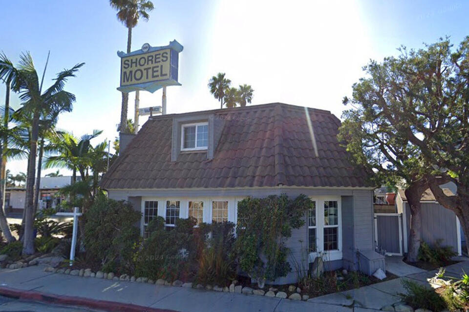 Hotel guests get $2m after overnight stay left them ‘disfigured ...
