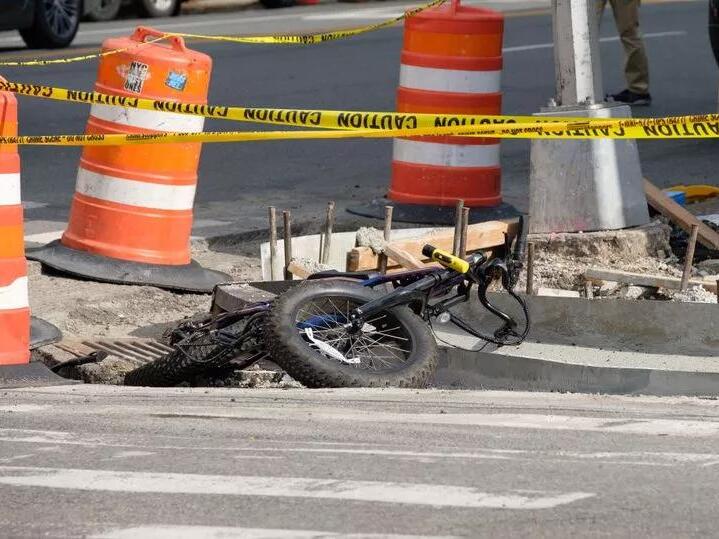 Brooklyn teenager struck by box truck uses dying breath to ask 'why mom ...