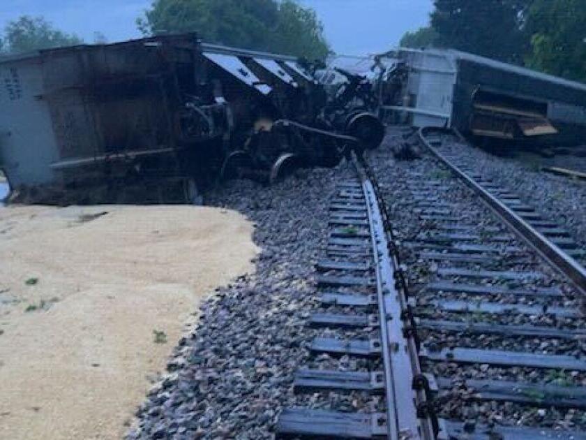 Train derails after major flooding, heavy rain in Shiloh, officials say