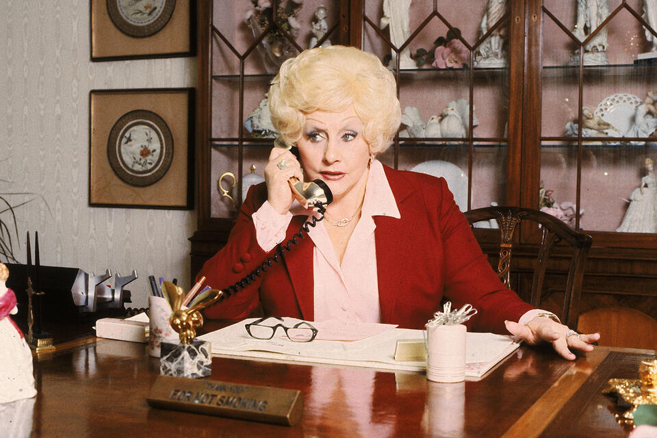 Cracked Foundation: Mary Kay Ash’s Son and Grandson Battle for the ...