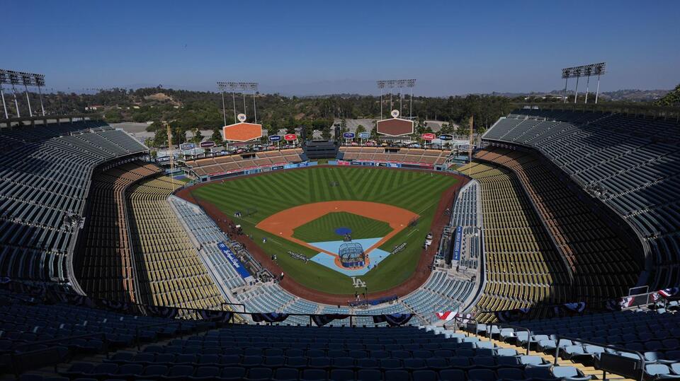 Dodgers World Series parade to close DTLA courthouses Monday - NewsBreak