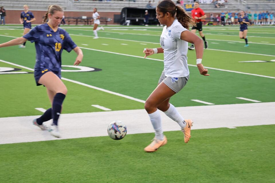 Stars on the pitch: Denton County soccer players earn nods on District ...