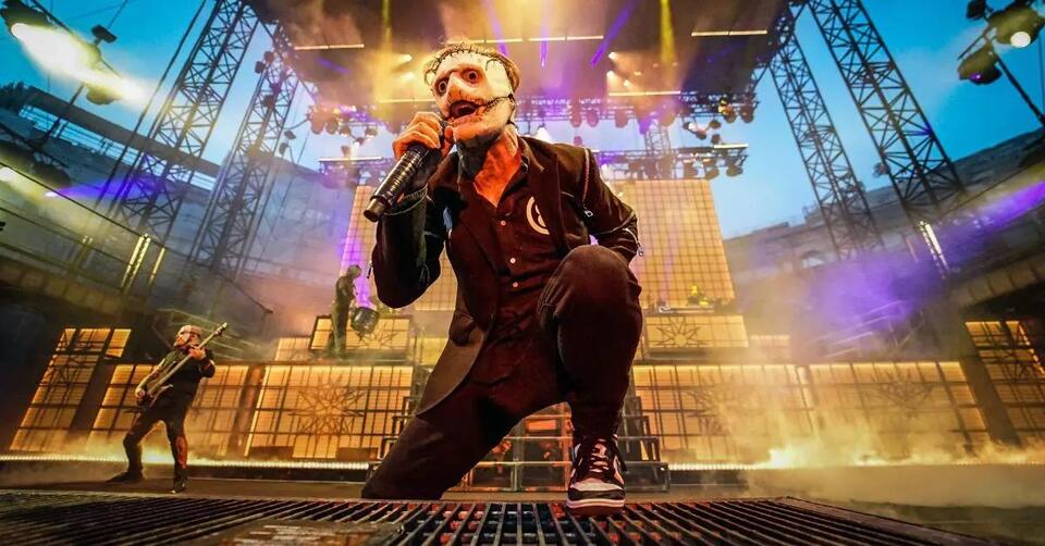 Watch Slipknot Play Their First Show With New Drummer - NewsBreak