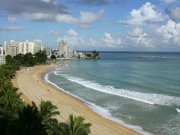 This Stunning Urban Beach Area Is One Of The Safest Destinations To ...