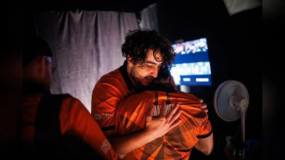 FNATIC Valorant Team Gets Massive Virtual Hug After Tough Loss - NewsBreak
