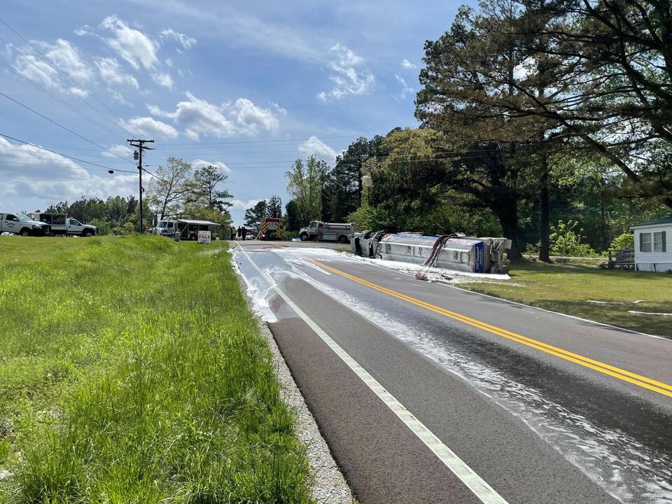 Henderson Co. Fire Dept. responds to multiple crashed trucks this week ...