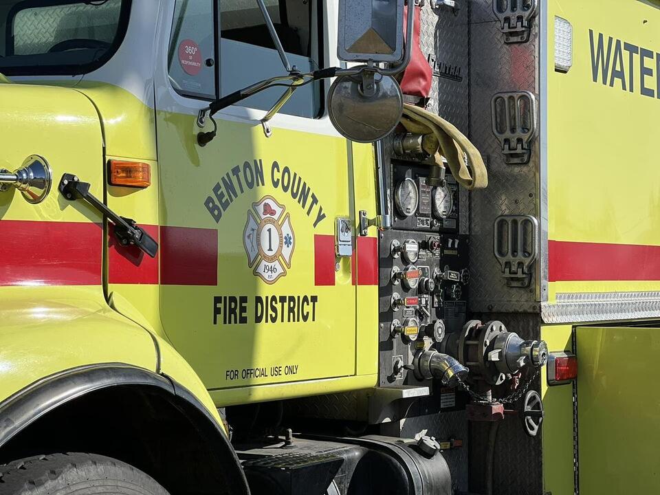 Fire in Kennewick on W. Umatilla Ave. - NewsBreak