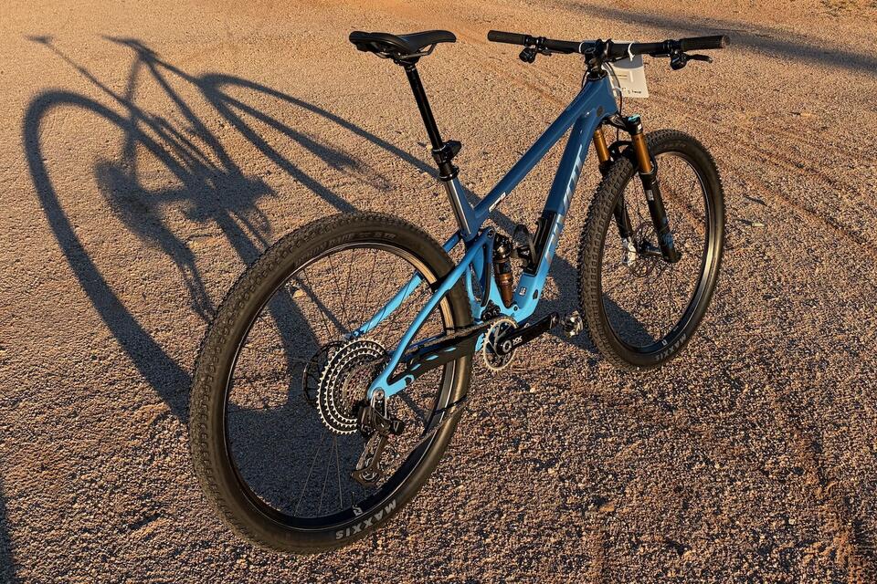 Pivot Mach 4 SL First Rides: Straight to the XC Race Course - NewsBreak