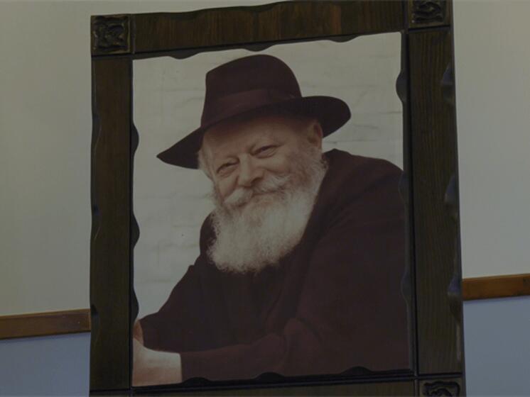 'Most influential rabbi in modern history' recognized today