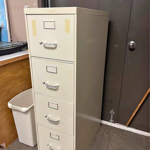 🎁 Freebies Up for Grabs in Belmont — Office, Outdoor & More - NewsBreak