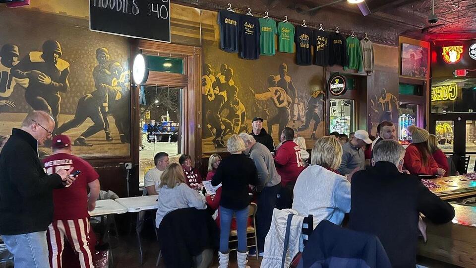 Corby's Irish Pub prepares for Hoosier hype at IU v. Miami watch party ...