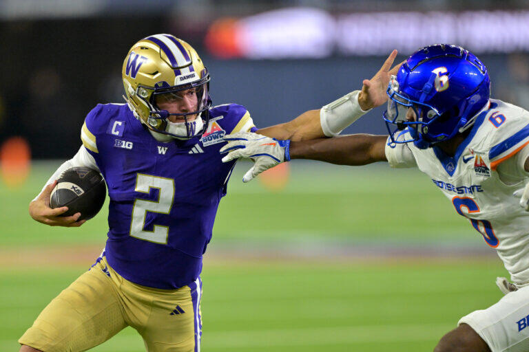 College football star Demond Williams makes crucial Washington decision ...